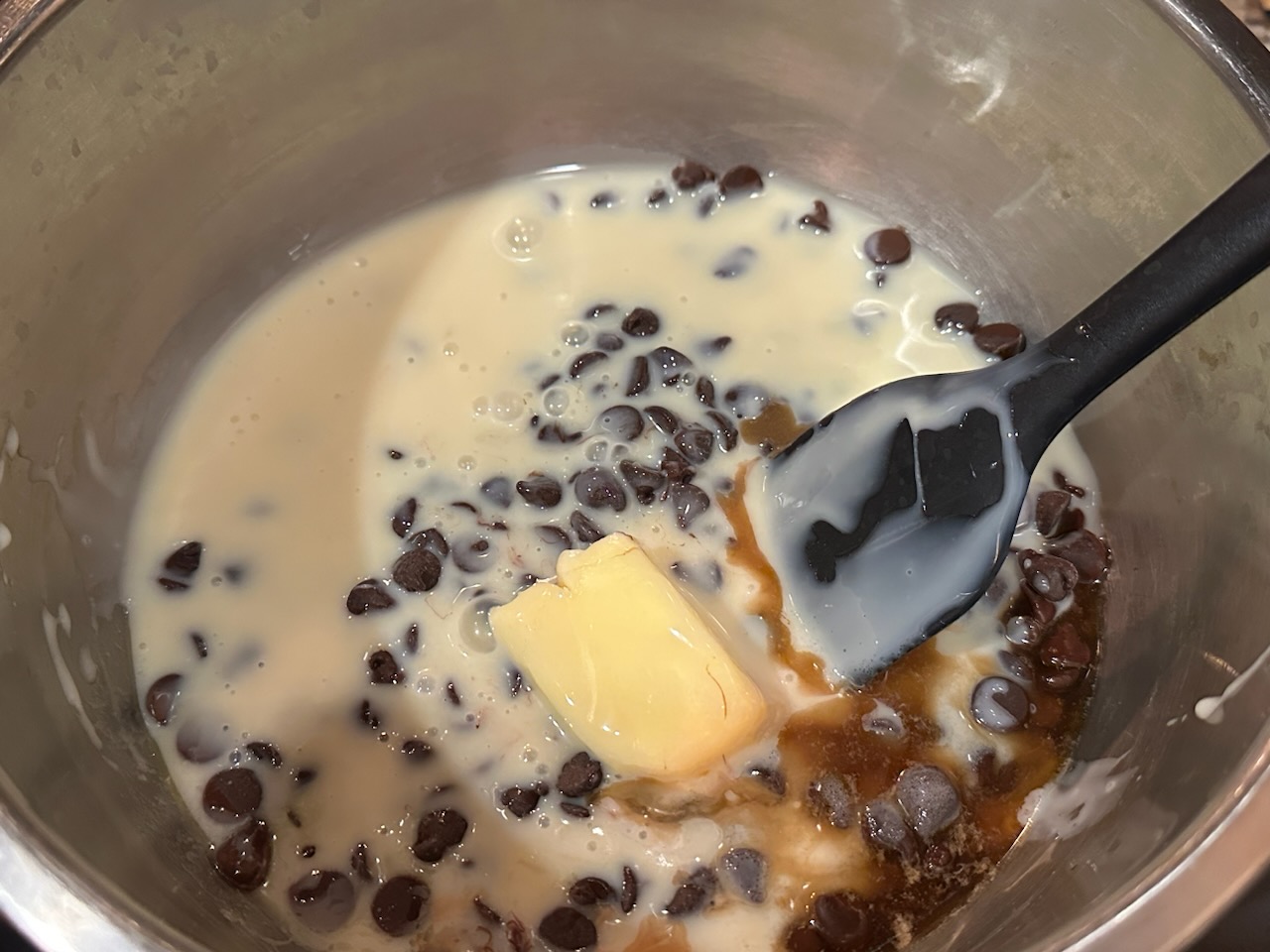 In the kitchen with Kim: Oatmeal Fudge Bars | Kewanee Voice