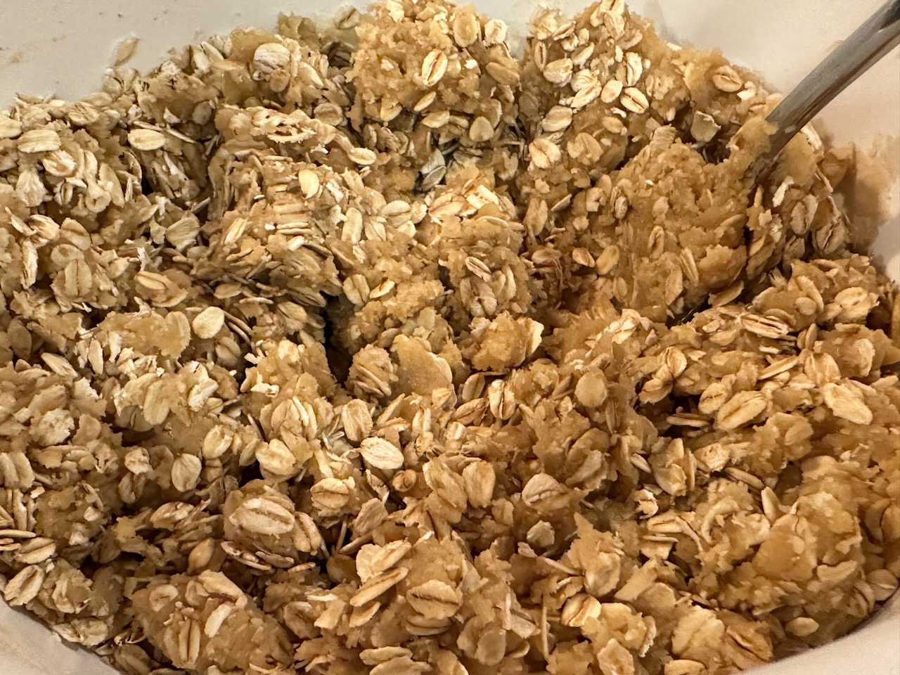 In the kitchen with Kim: Oatmeal Fudge Bars | Kewanee Voice